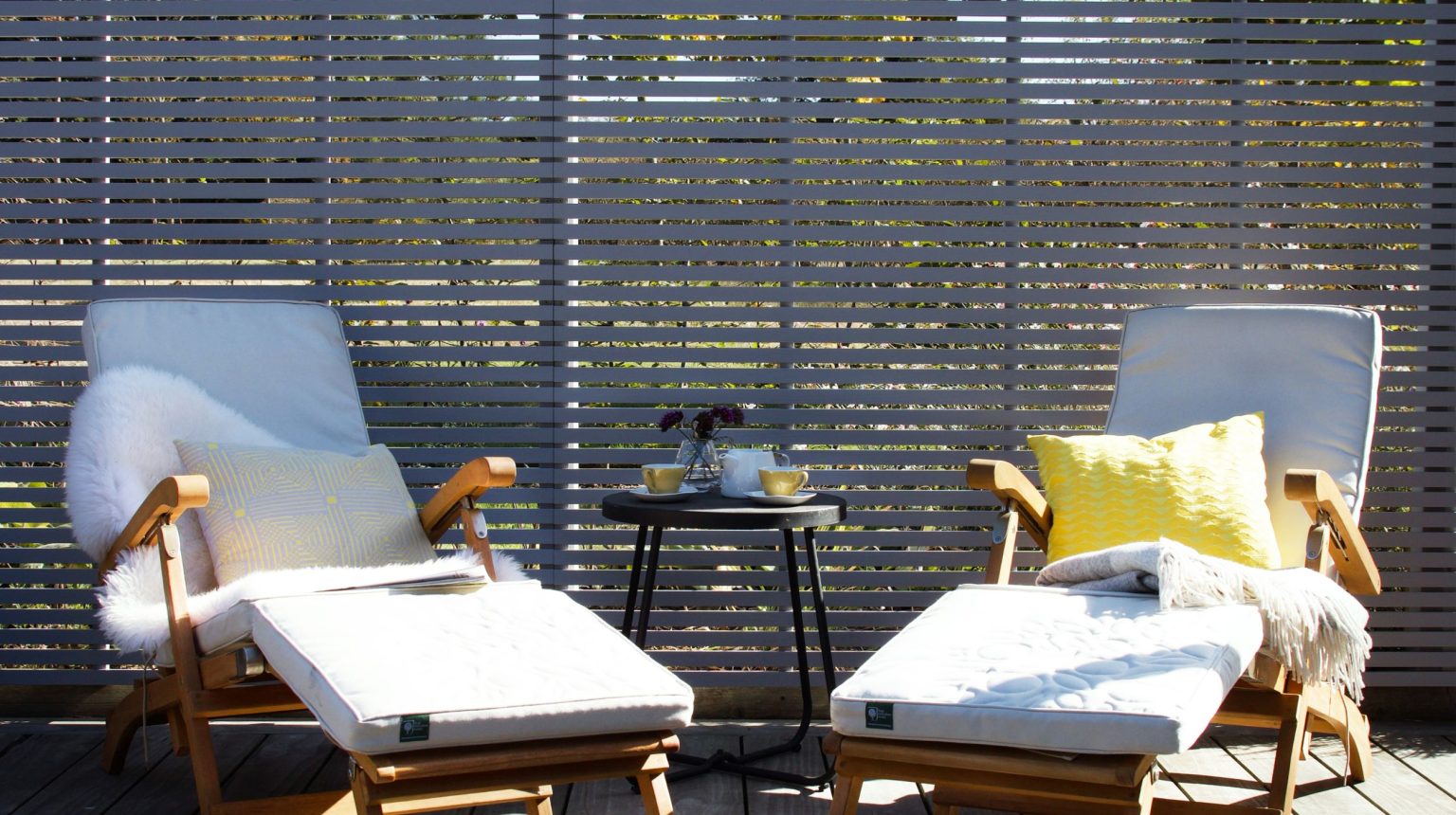 How to install slatted trellis panels: a step-by-step guide - The ...