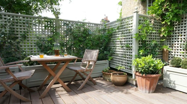 How to install slatted trellis panels: a step-by-step guide - The ...